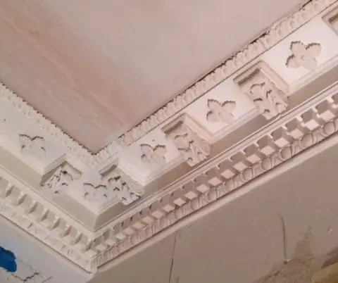 What is a Cornice? Excellently Explained By Abby Mouldings